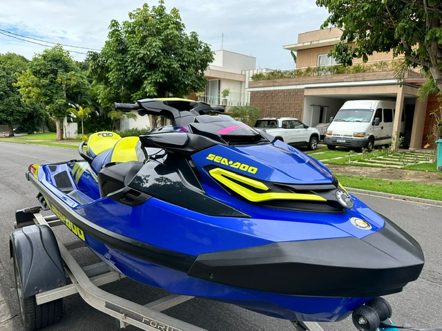 BMW 320i M SPORT + JET SKI 2021 :: Nanan Premiações