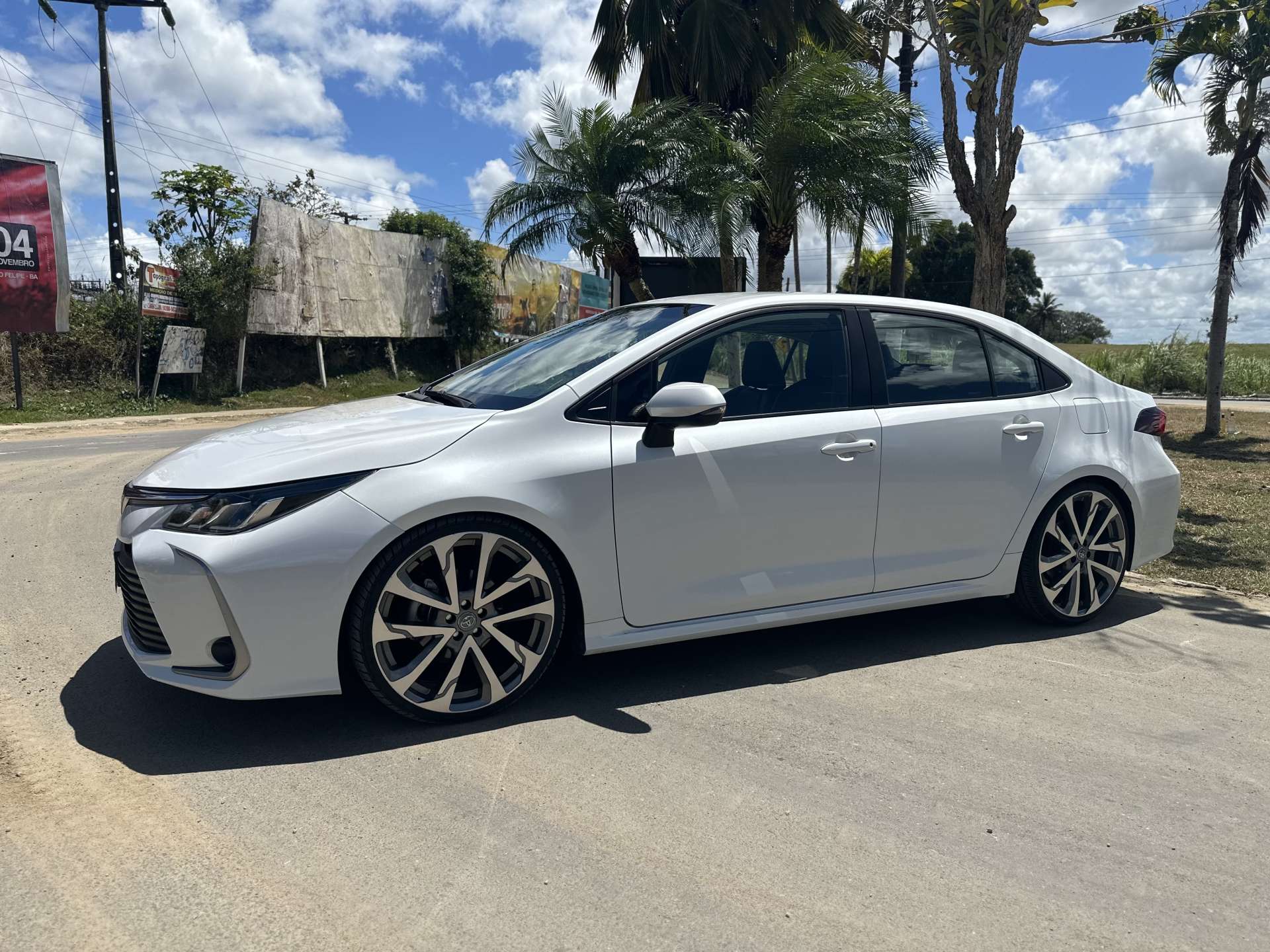 COROLLA XEI 2022 RODAS ARO 20 :: Nanan Premiações